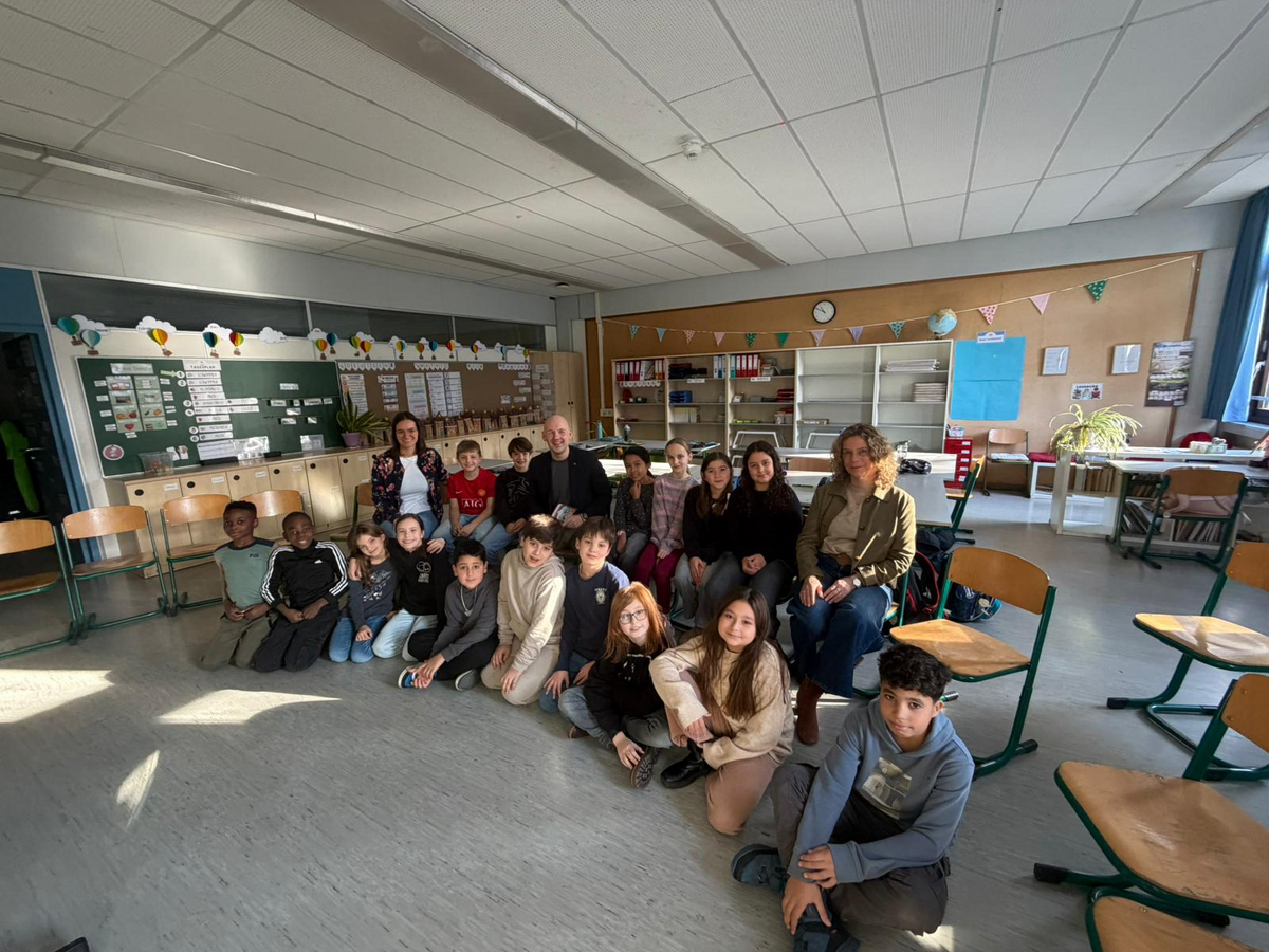 Marc Biadacz liest an der Friedrich-Silcher-Grundschule in Böblingen ...